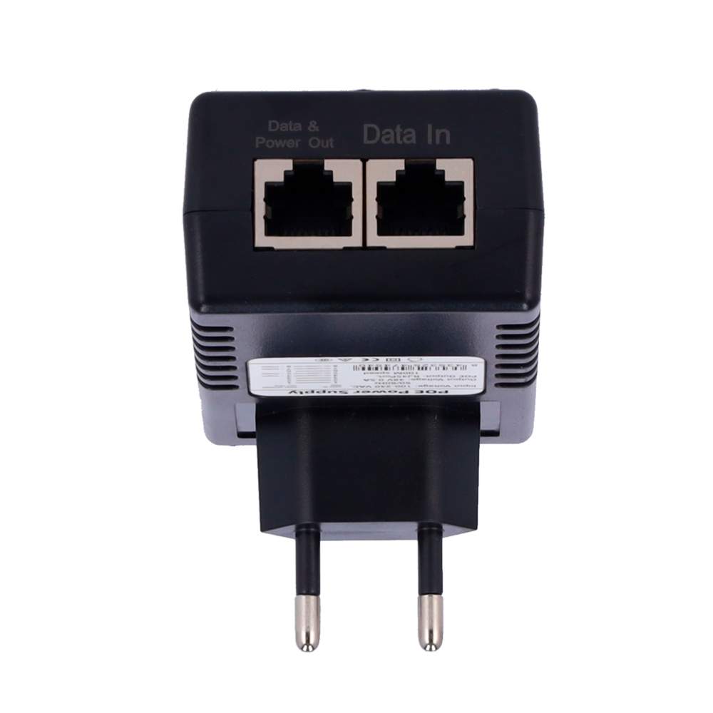 PoE injector met snoer voor meer ruimte in stopcontact